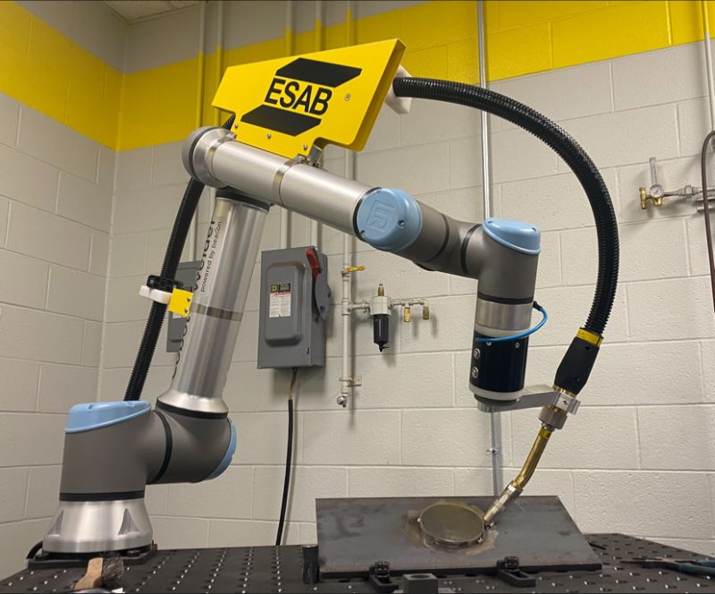 ESAB Cobot | Made for Welders | Easy Programming with Your Phone ESAB Cobot | Made for Welders | Easy Programming with Your Phone